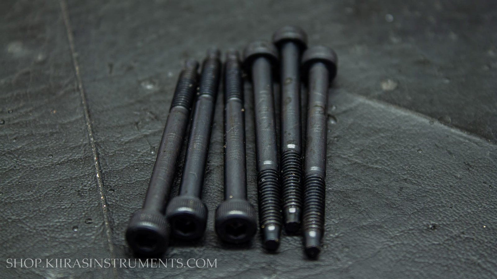 Floyd Rose string lock screws – 6 / 7 pcs. - Kiiras Instruments shop